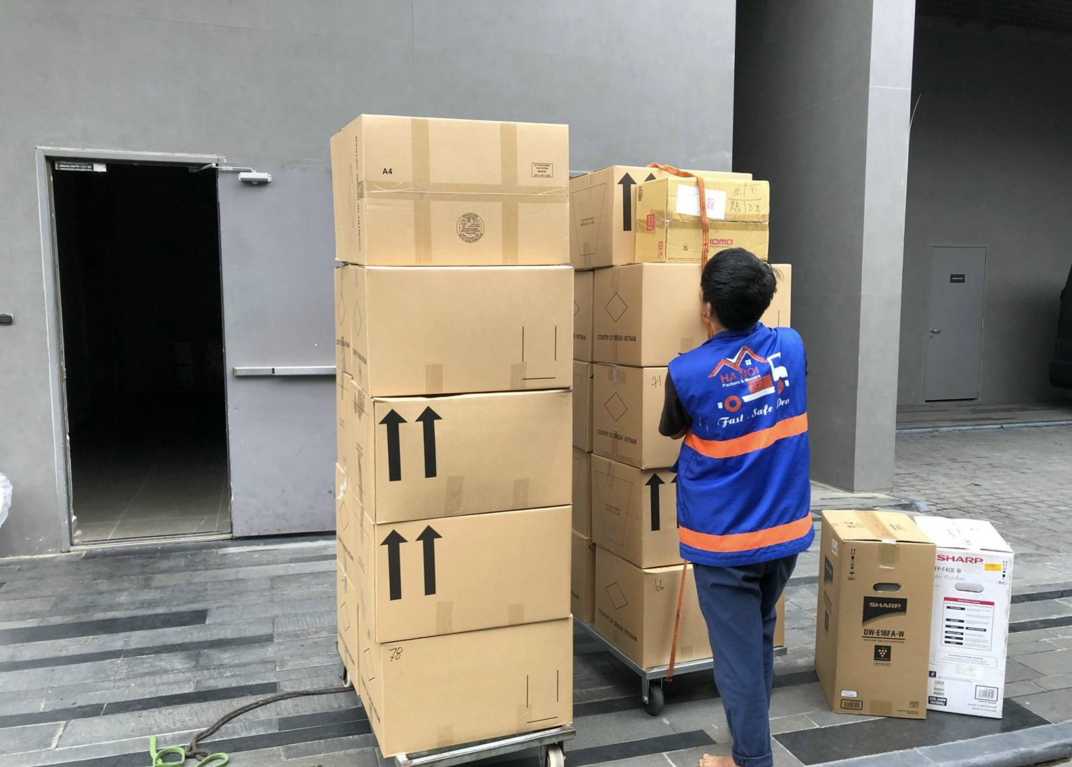 House Removal Experts Provide Packing Moving Service, Intercity Moving ...